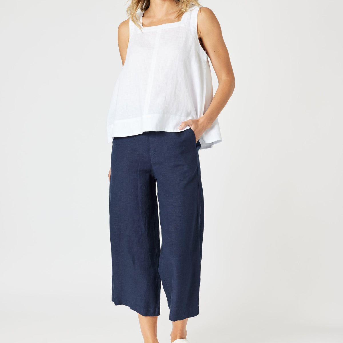 Gordon Smith - Miley Lino Cami – Magazine Designer Clothing