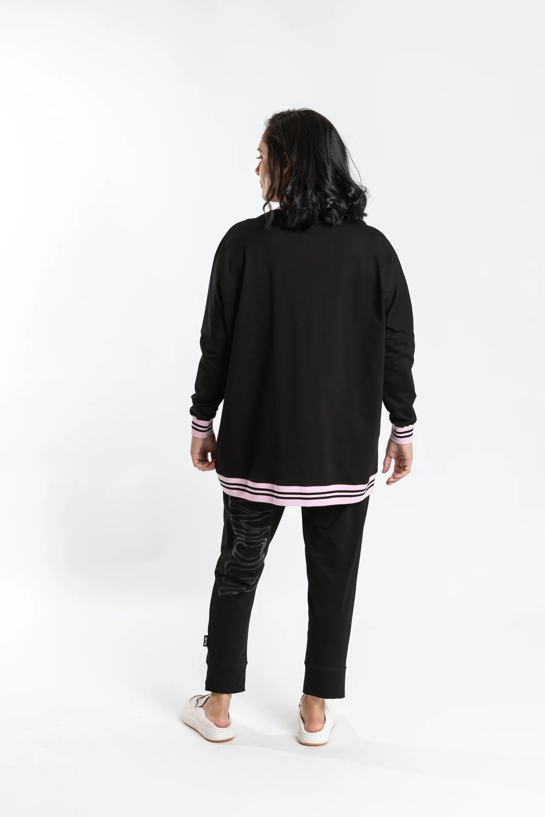 Women's Designer Clothes 10-26 | Magazine Designer Clothing