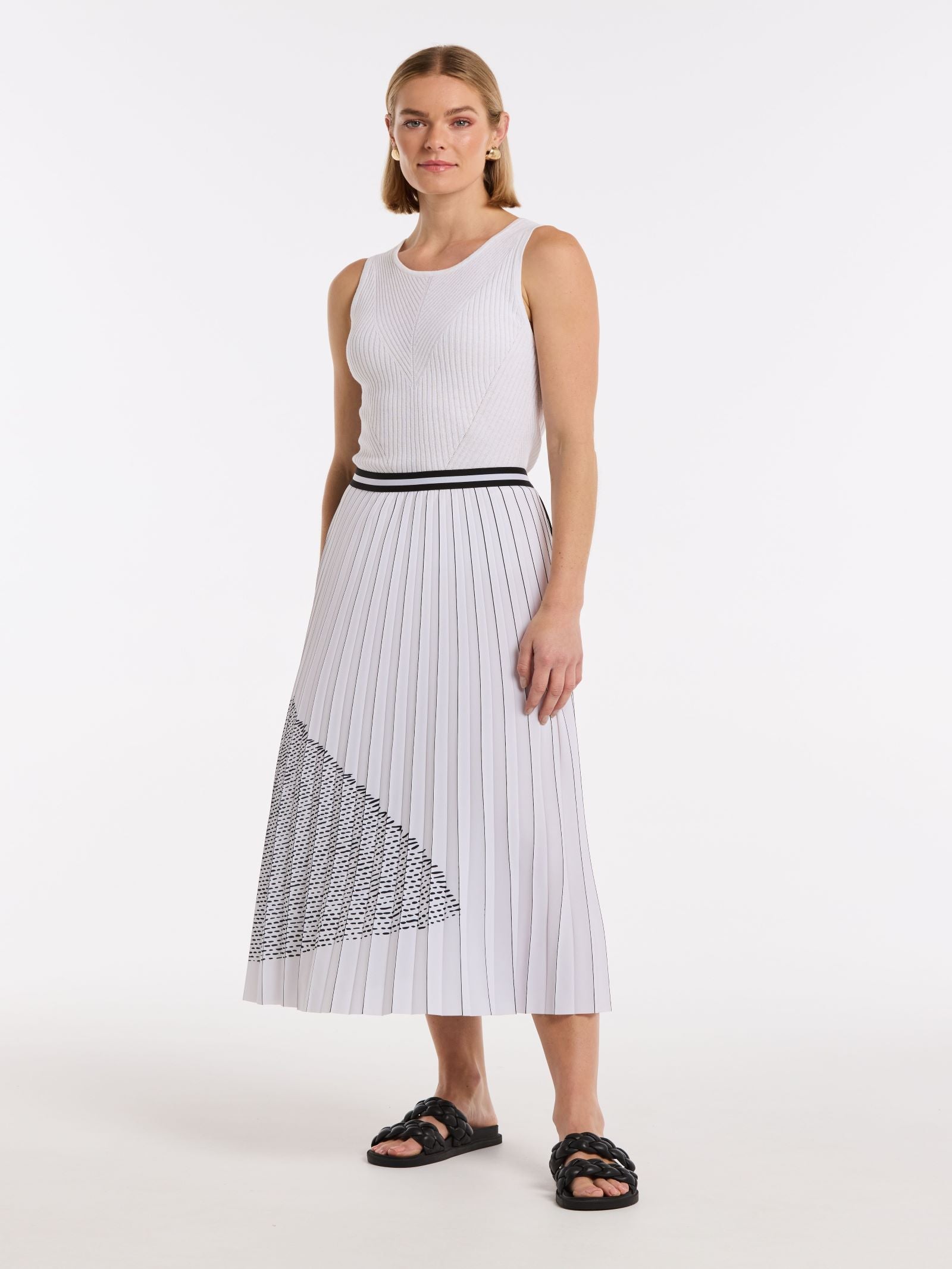 Marco Polo – Magazine Designer Clothing
