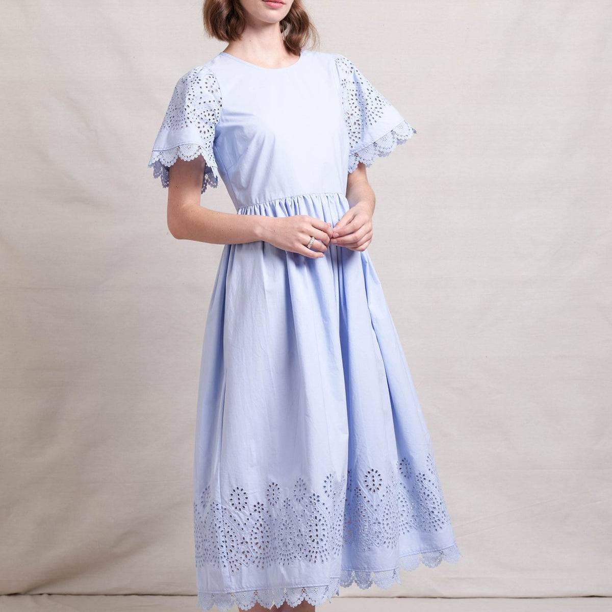 Neris - SN2654 Lace Work Dress – Magazine Designer Clothing